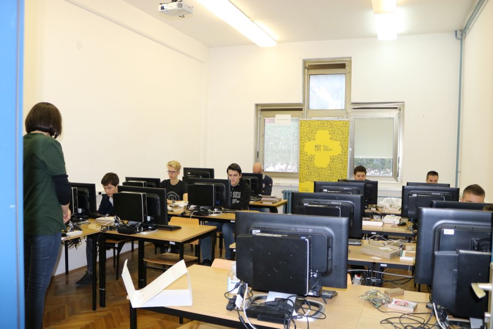 FOTOGALERIJA Zanimljive STEM radionice održane u Dubrovniku ...