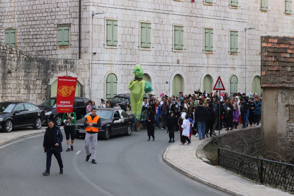 FOTO/VIDEO Bakove svečanosti okupile brojne Imoćane | Dalmatinski portal