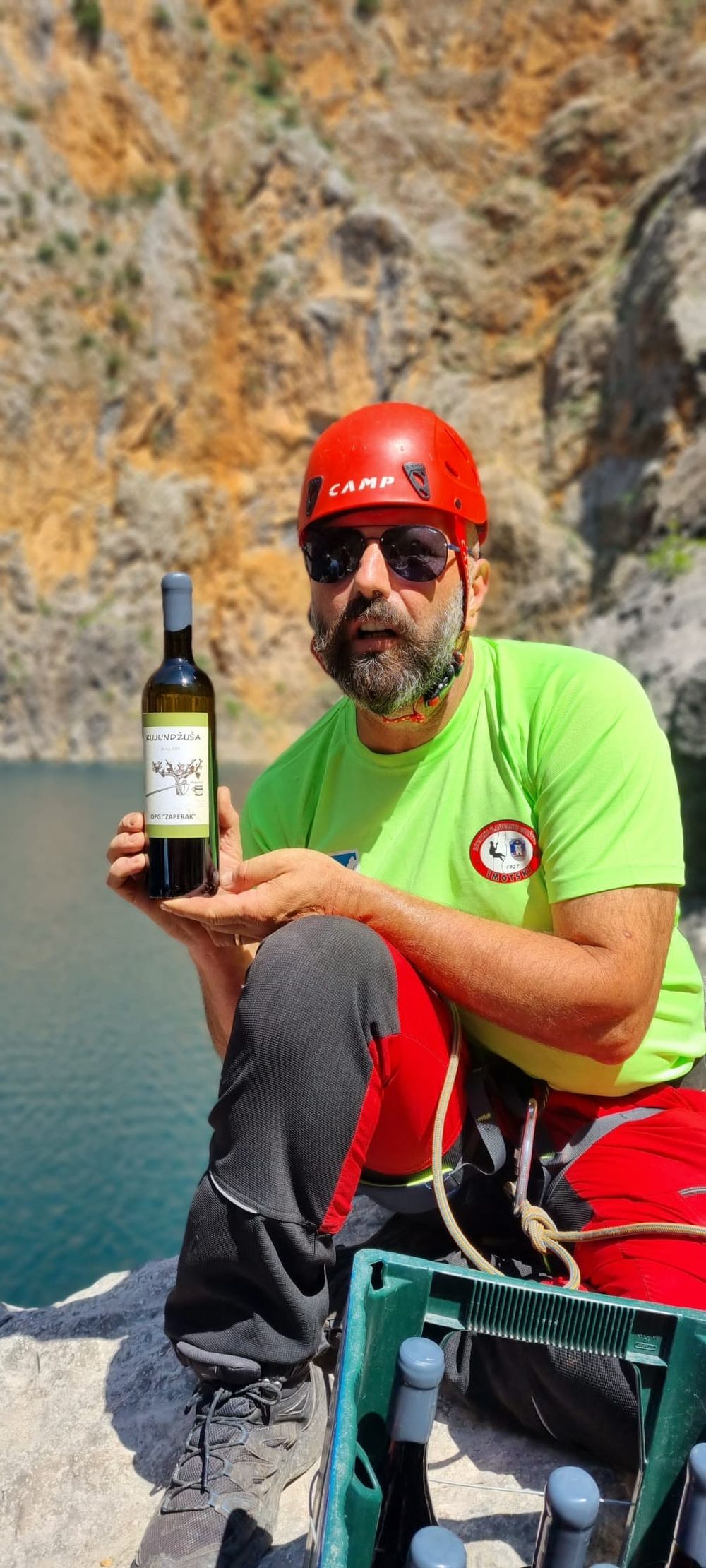 Vina u kavezu na 100-tinjak metara dubine: 'Butelje su nestale iz ...