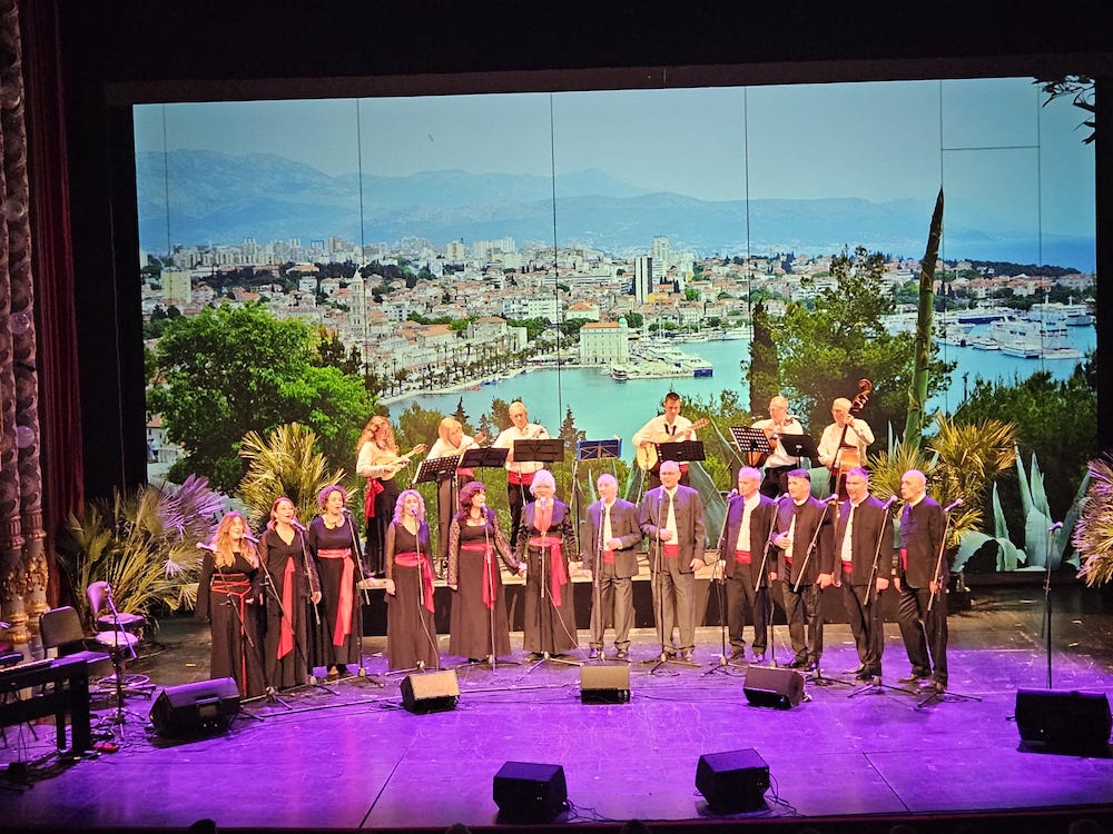 FOTOGALERIJA 'Ta divna splitska noć' u splitskom teatru u izvedbi ...