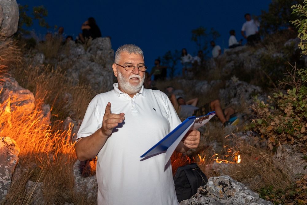 Perun Full Moon: Klape i poznati tenor uz potpunu pomrčinu punog ...
