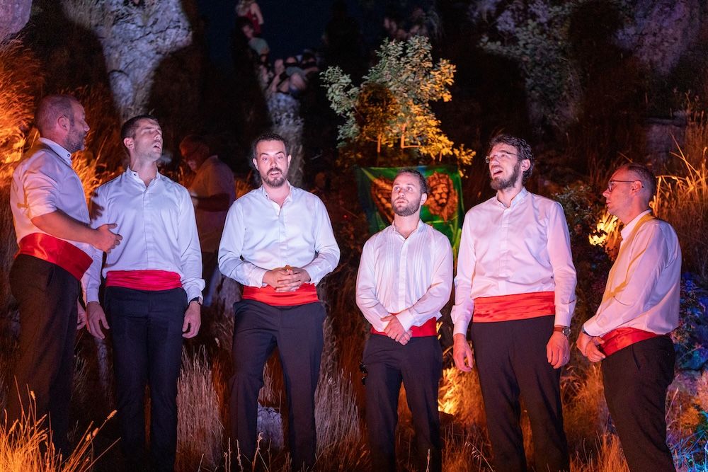 Perun Full Moon: Klape i poznati tenor uz potpunu pomrčinu punog ...