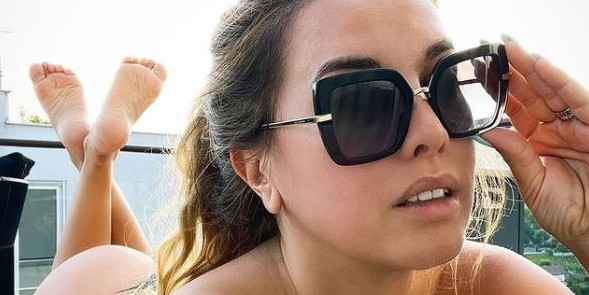 NIVES ZAPALILA INSTAGRAM Sunča se u toplesu i tangama | Dalmatinski portal NIVES ZAPALILA INSTAGRAM Sunča se u toplesu i tangama | Dalmatinski portal
