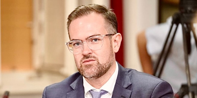 BARBIR O INCIDENTU NA NOGOMETNOM TURNIRU: Djeca uče ono što vide, što ...