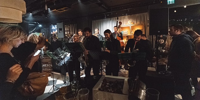 MATTHEW BEE & THE MINISTRY OF SWING Humanitarni koncert za malu Lavu ...