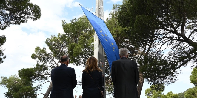 Europska zastava sutra na Marjanu | Dalmatinski portal