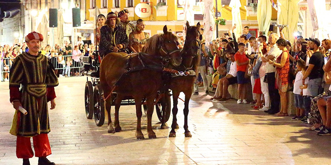 OPSADA SINJA 1715.: Scenski spektakl u režiji Roberta Kurbaše sutra u ...